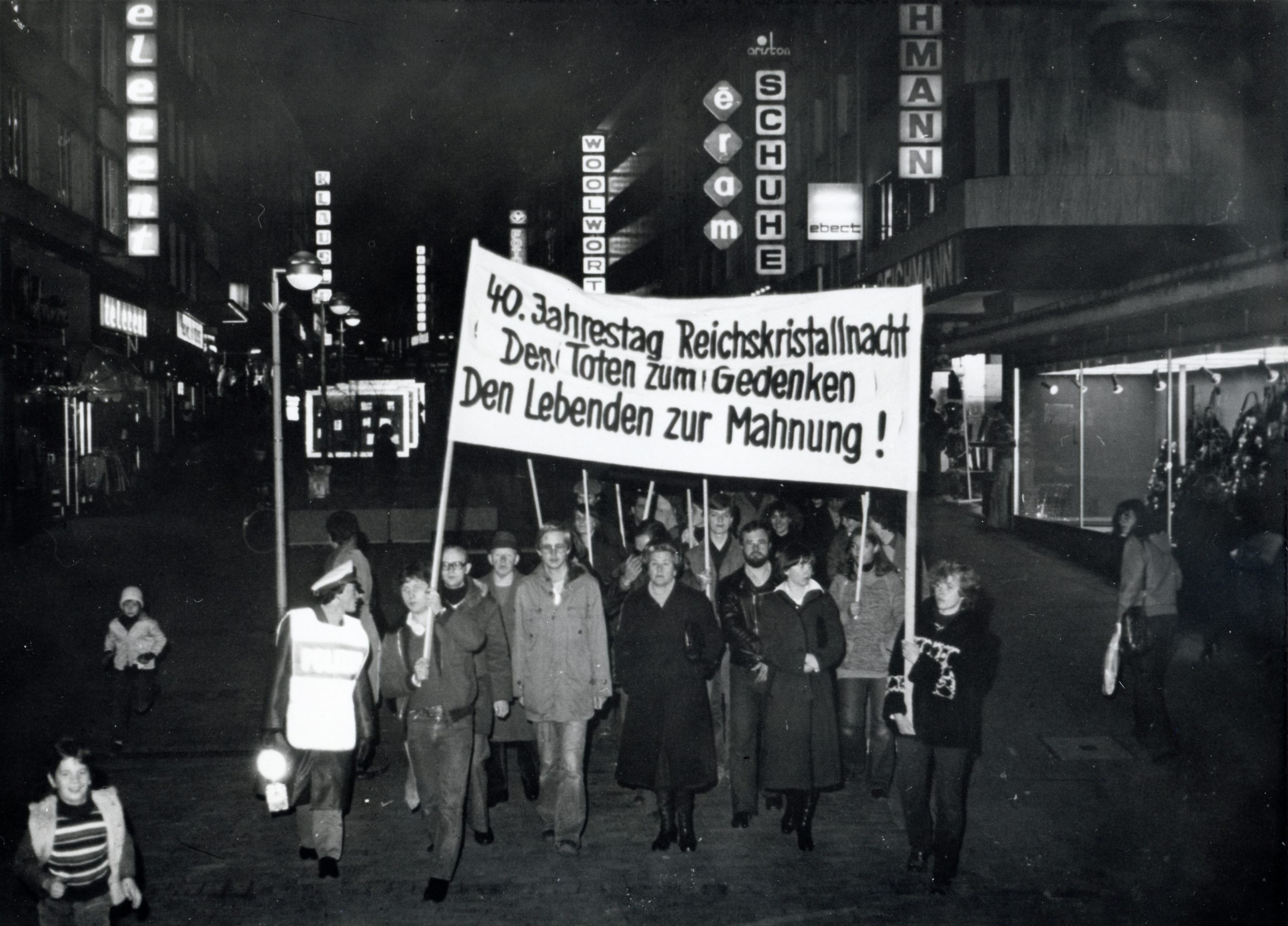 #closedbutopen Gedenken nach 1945 – Max-Leven-Zentrum Solingen e.V.